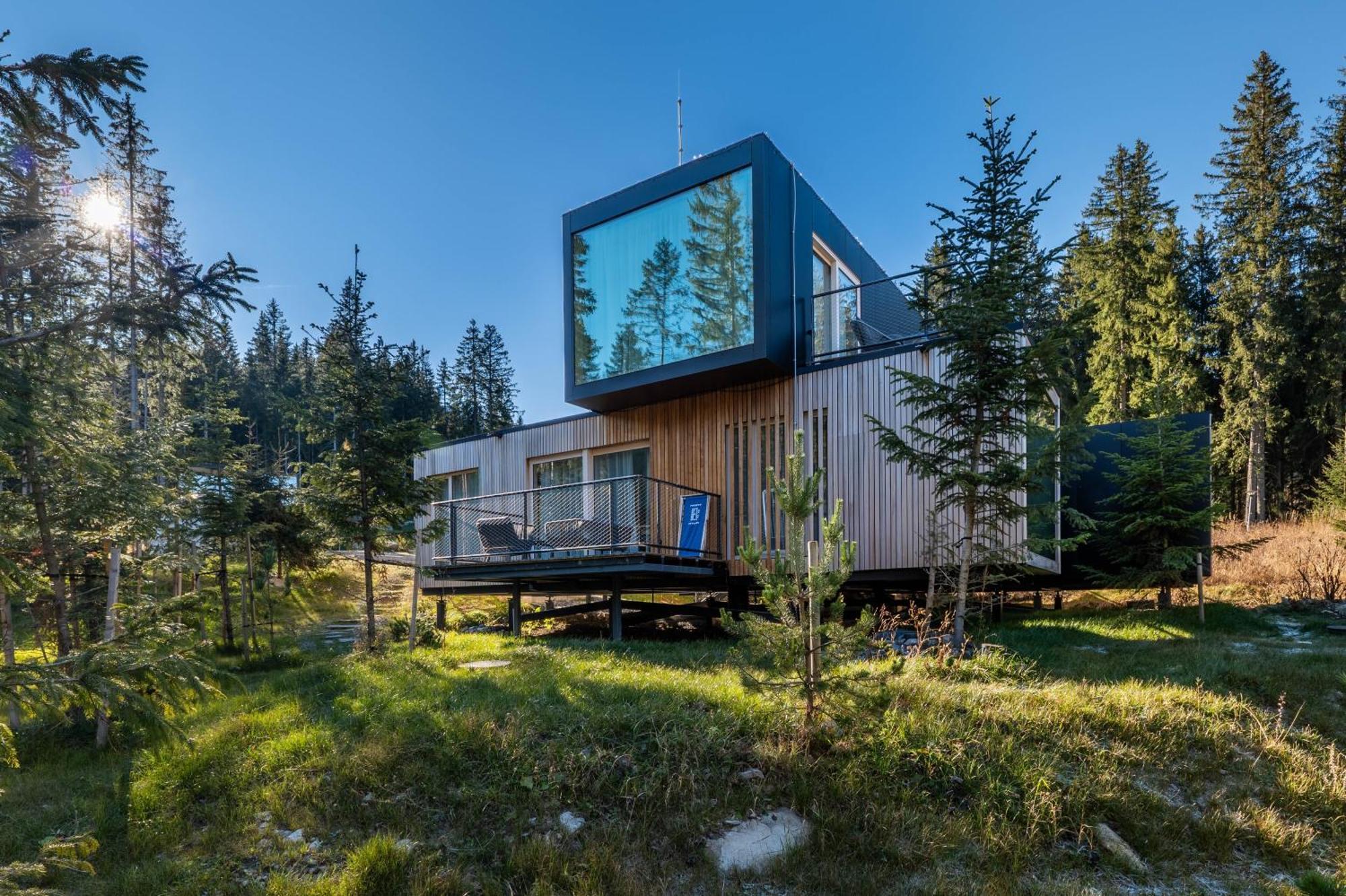Hotel Bjoernson & Bjoernson Tree Houses Jasna Demanovska Dolina, Slovak ...